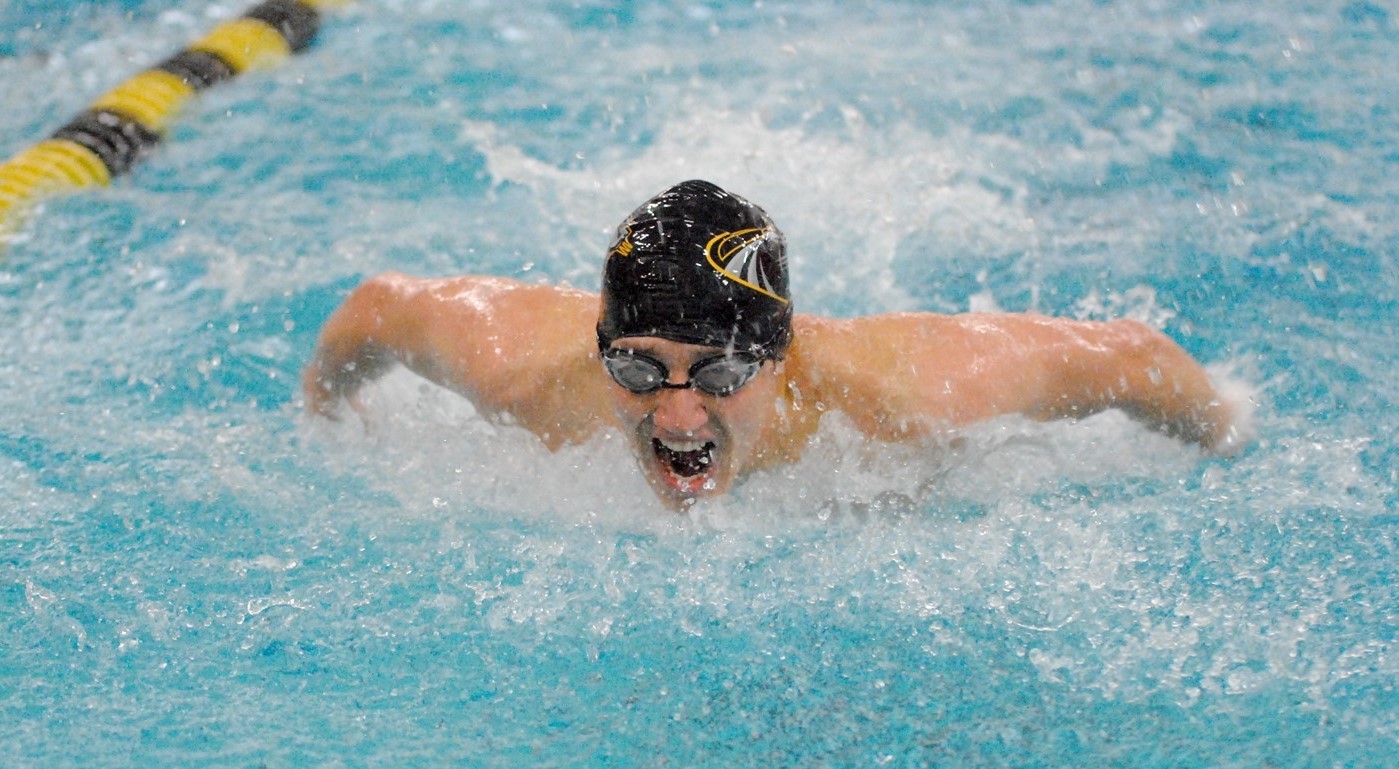 Max Ward - 2016-17 - Men's Swimming & Diving - Milwaukee Athletics