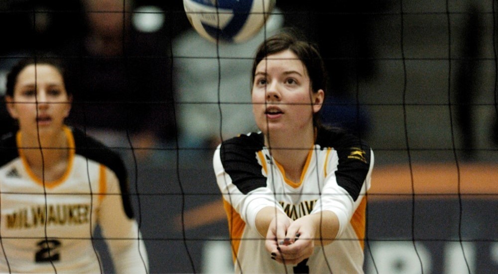 Nicole Latzig - 2015 - Women's Volleyball - Milwaukee Athletics