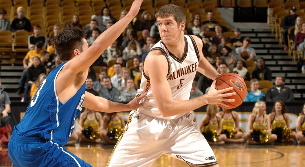 Cody Wichmann - 2016-17 - Men's Basketball - Milwaukee Athletics