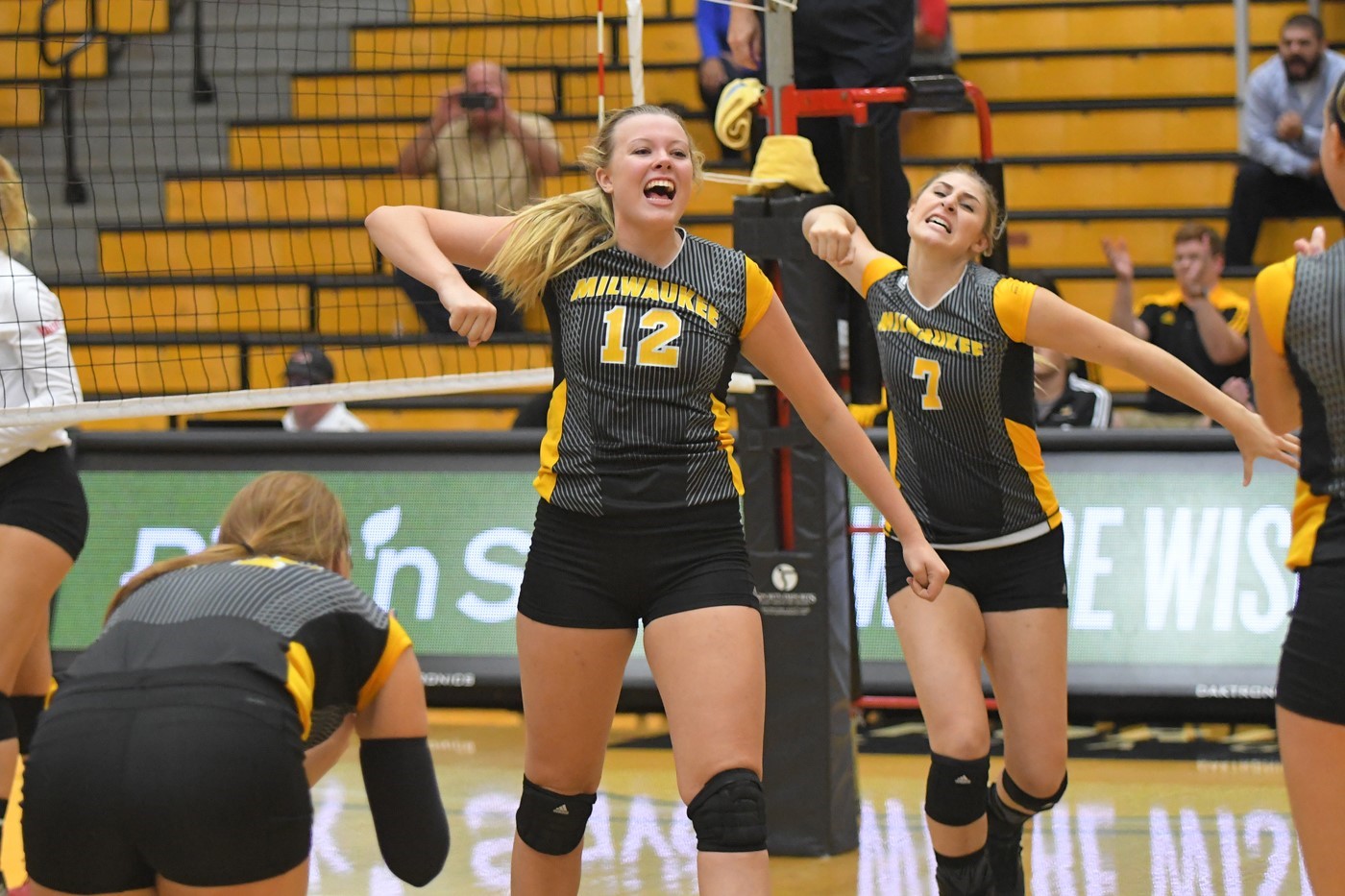 Bridget Wallenberger - 2017 - Women's Volleyball - Milwaukee Athletics