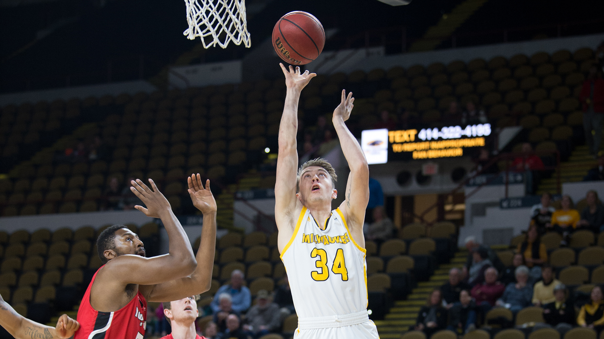 Tyler Behrendt - 2019-20 - Men's Basketball - Milwaukee Athletics