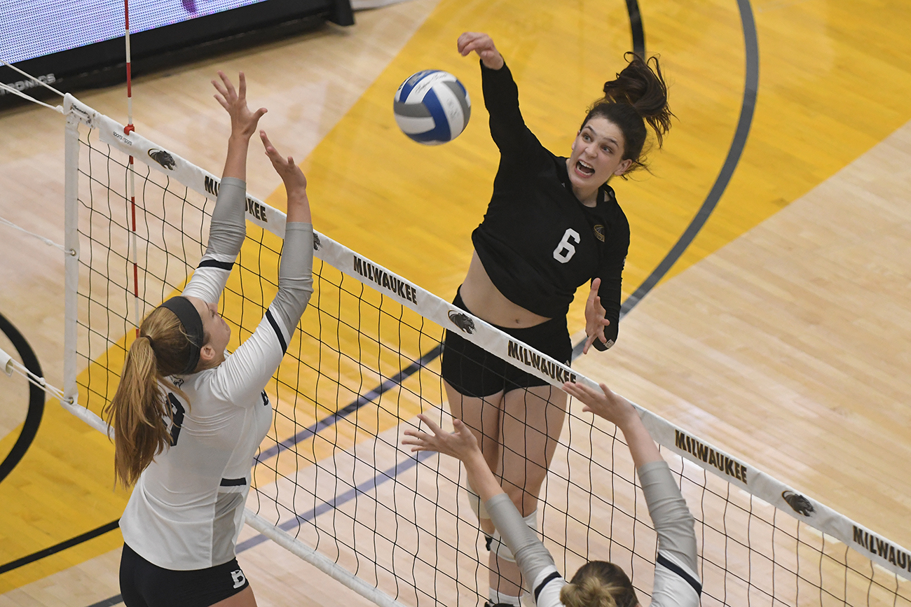 Ari Miller - 2023 - Women's Volleyball - Milwaukee Athletics