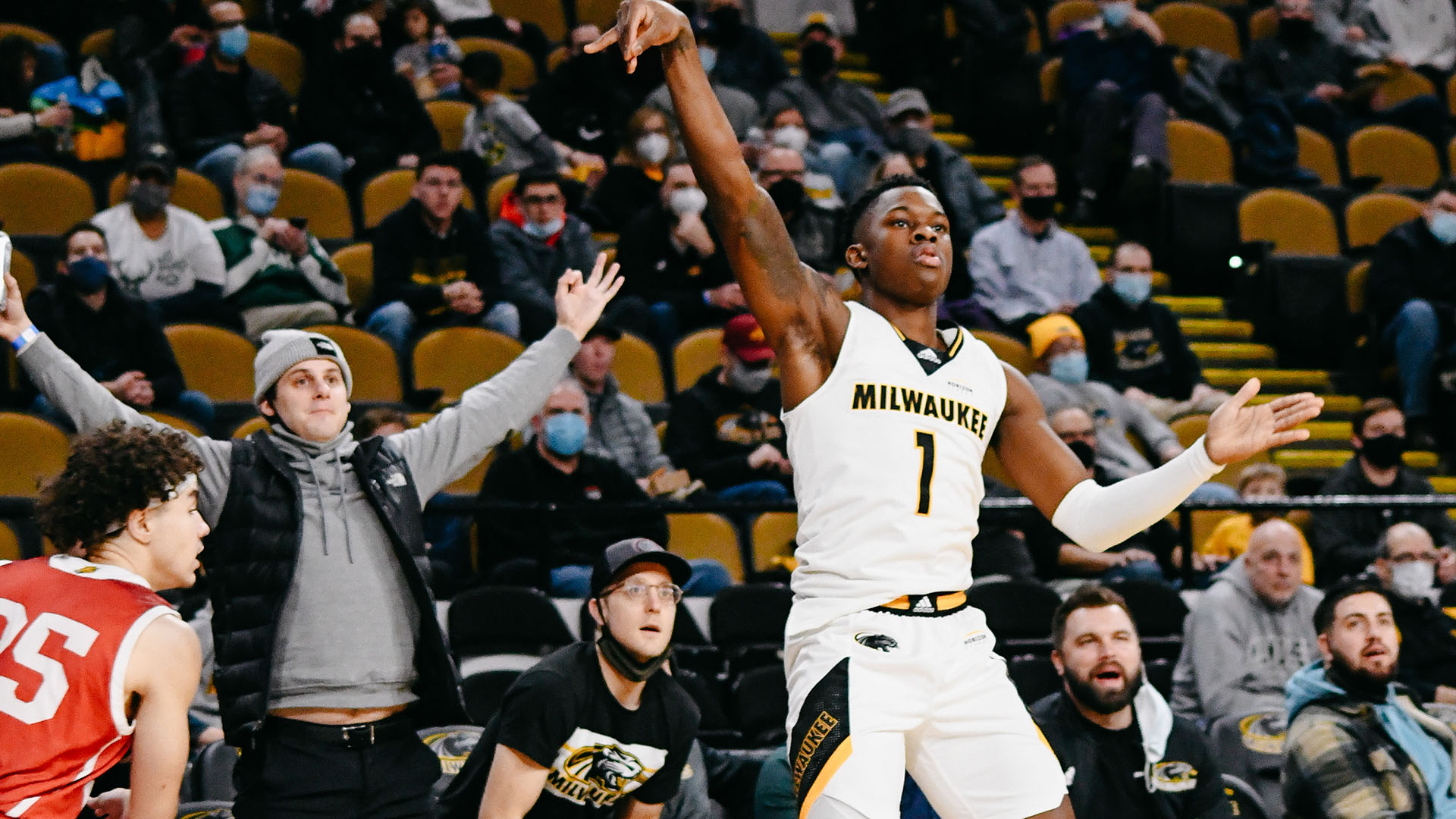 Devon Hancock - 2021-22 - Men's Basketball - Milwaukee Athletics