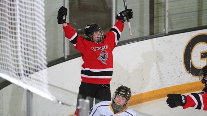 Carly Moran - 2017-18 - Women's Ice Hockey - University of Wisconsin ...