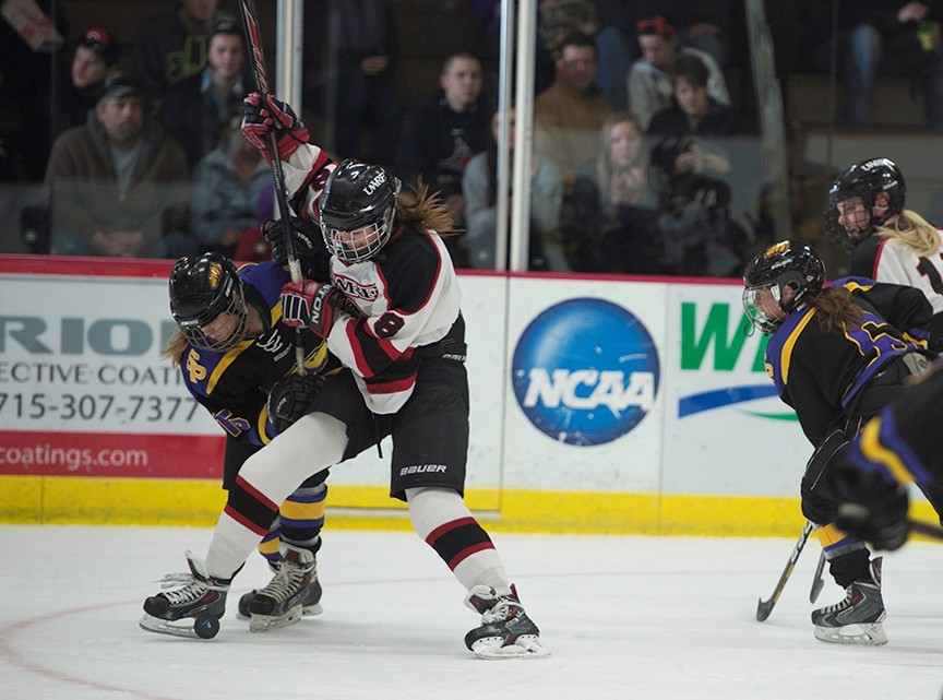 Carly Moran - 2017-18 - Women's Ice Hockey - University of Wisconsin ...