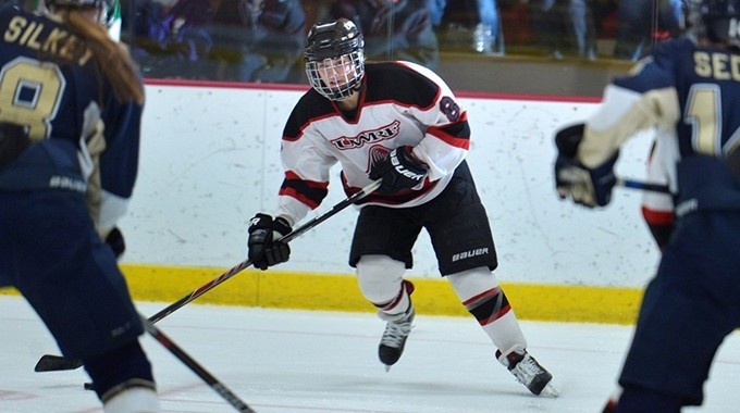 Carly Moran - 2017-18 - Women's Ice Hockey - University of Wisconsin ...