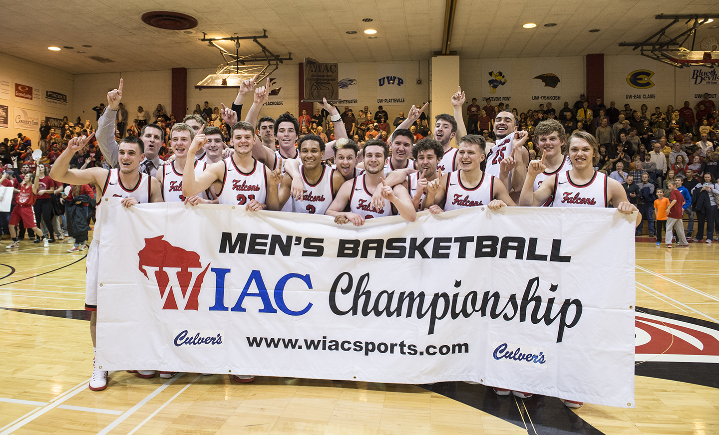 Devin Buckley - 2017-18 - Men's Basketball - University of Wisconsin ...