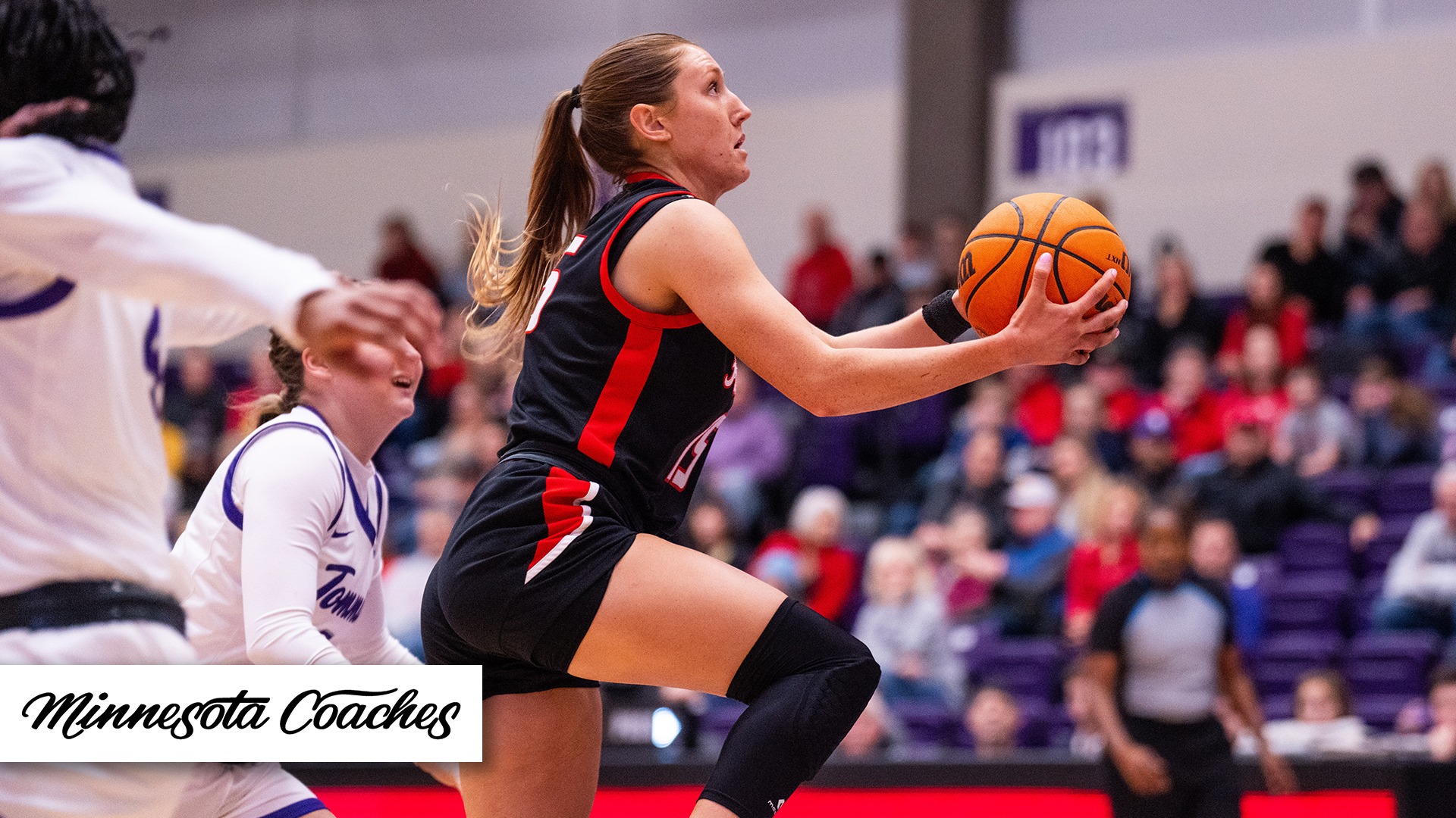 Women's Basketball earns first WIAC win, defeating Blugolds on the road ...