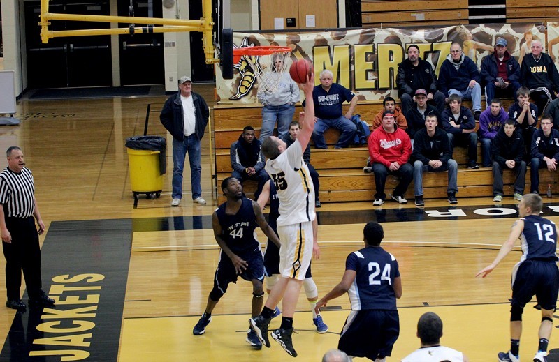 Bronson Byrne - Men's Basketball - University of Wisconsin-Superior ...
