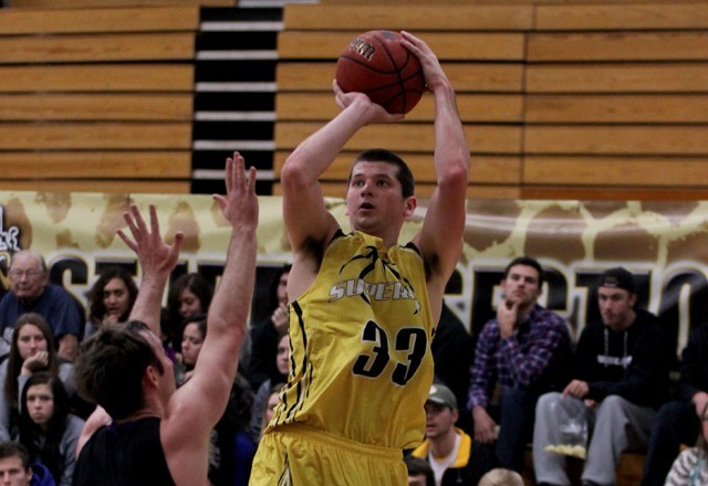 Brian Lindblom - Men's Basketball - University of Wisconsin-Superior ...