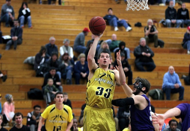 Brian Lindblom - Men's Basketball - University of Wisconsin-Superior ...