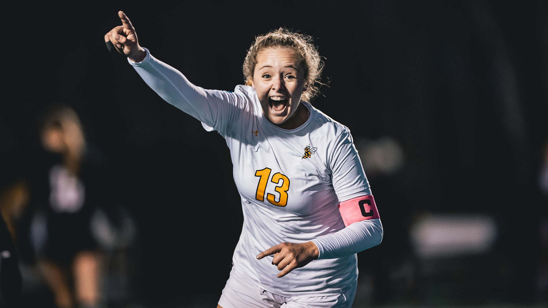 Yellowjackets Edge Crown to Advance to UMAC Title Match - University of ...