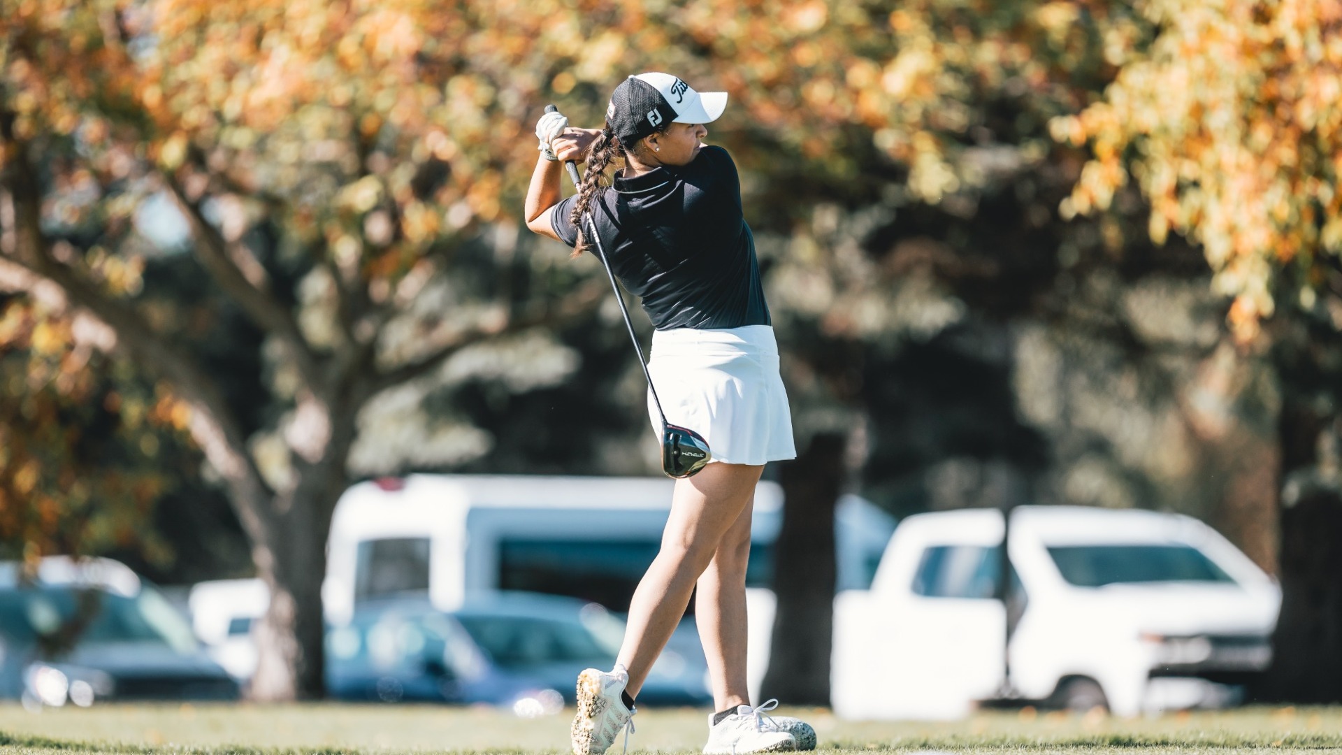Yellowjackets Sixth After First Day of Viking Women's Classic ...