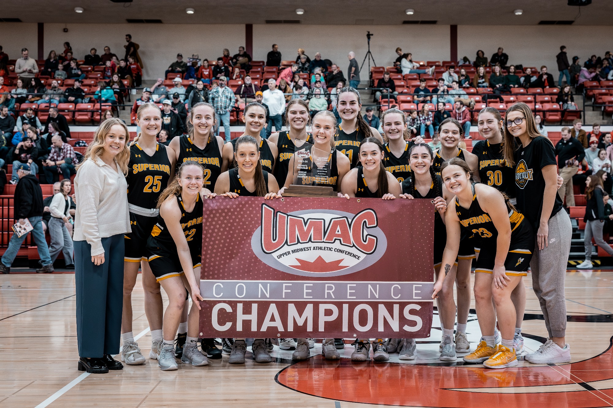 Yellowjackets Capture UMAC Regular Season Championship - University of ...