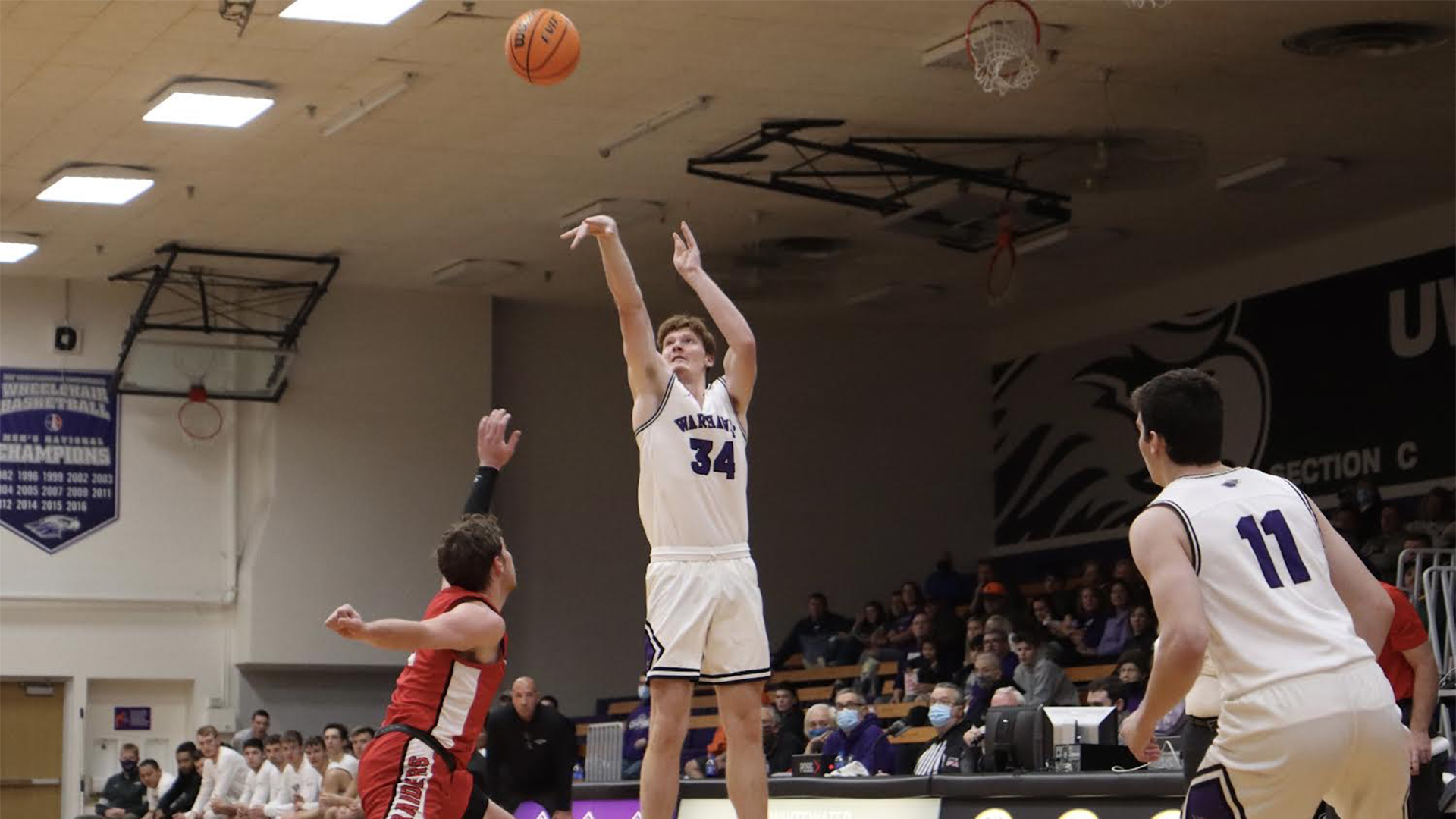 Caleb Flaten-Moore - 2021-22 - Men's Basketball - University of ...