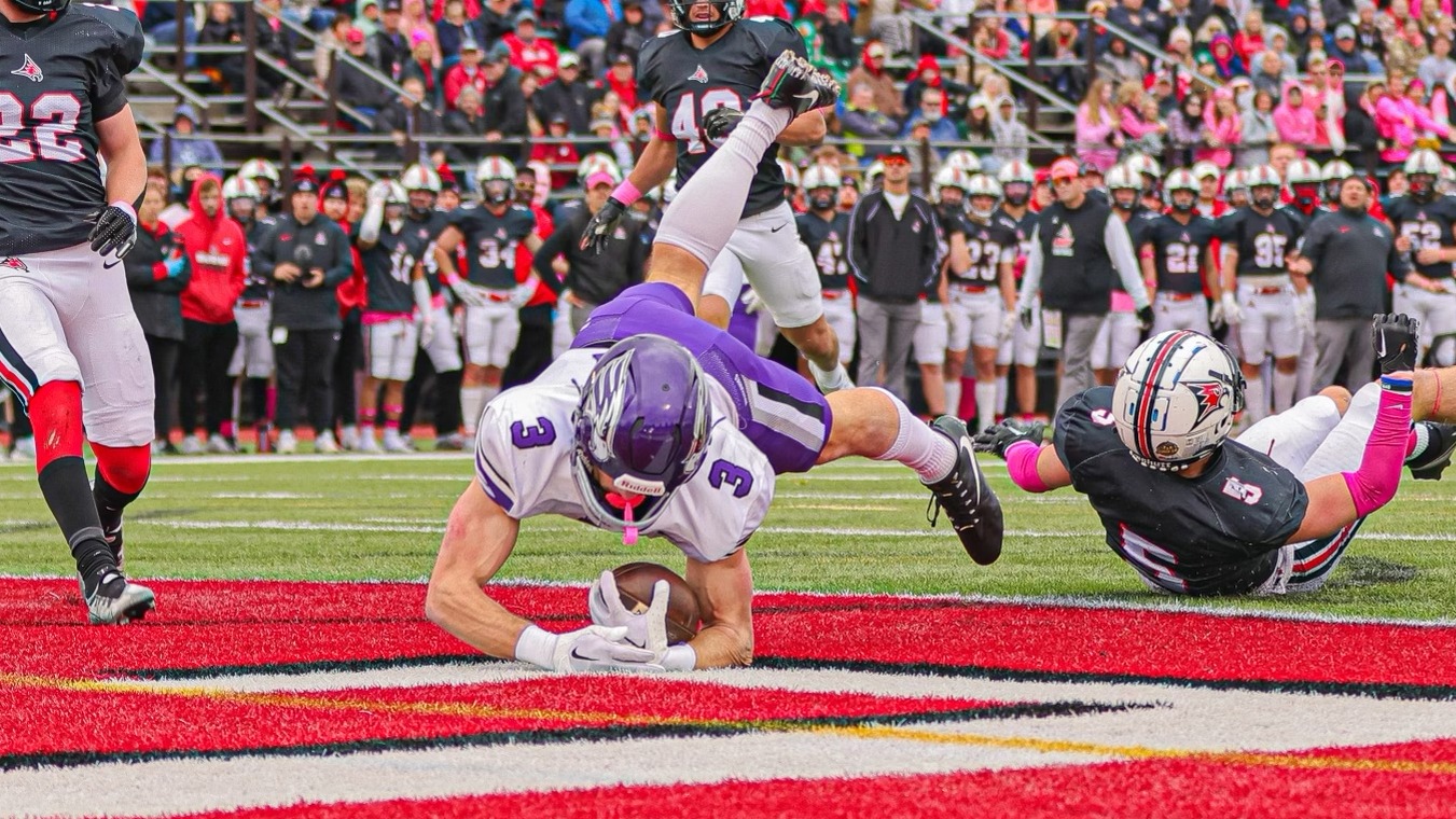 No. 7 Warhawk Football Takes Down No. 4 UW-River Falls - University of ...
