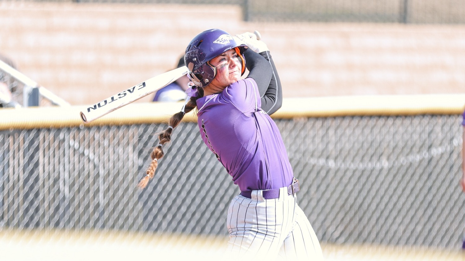 Softball Splits at Stevens Point - University of Wisconsin-Whitewater ...