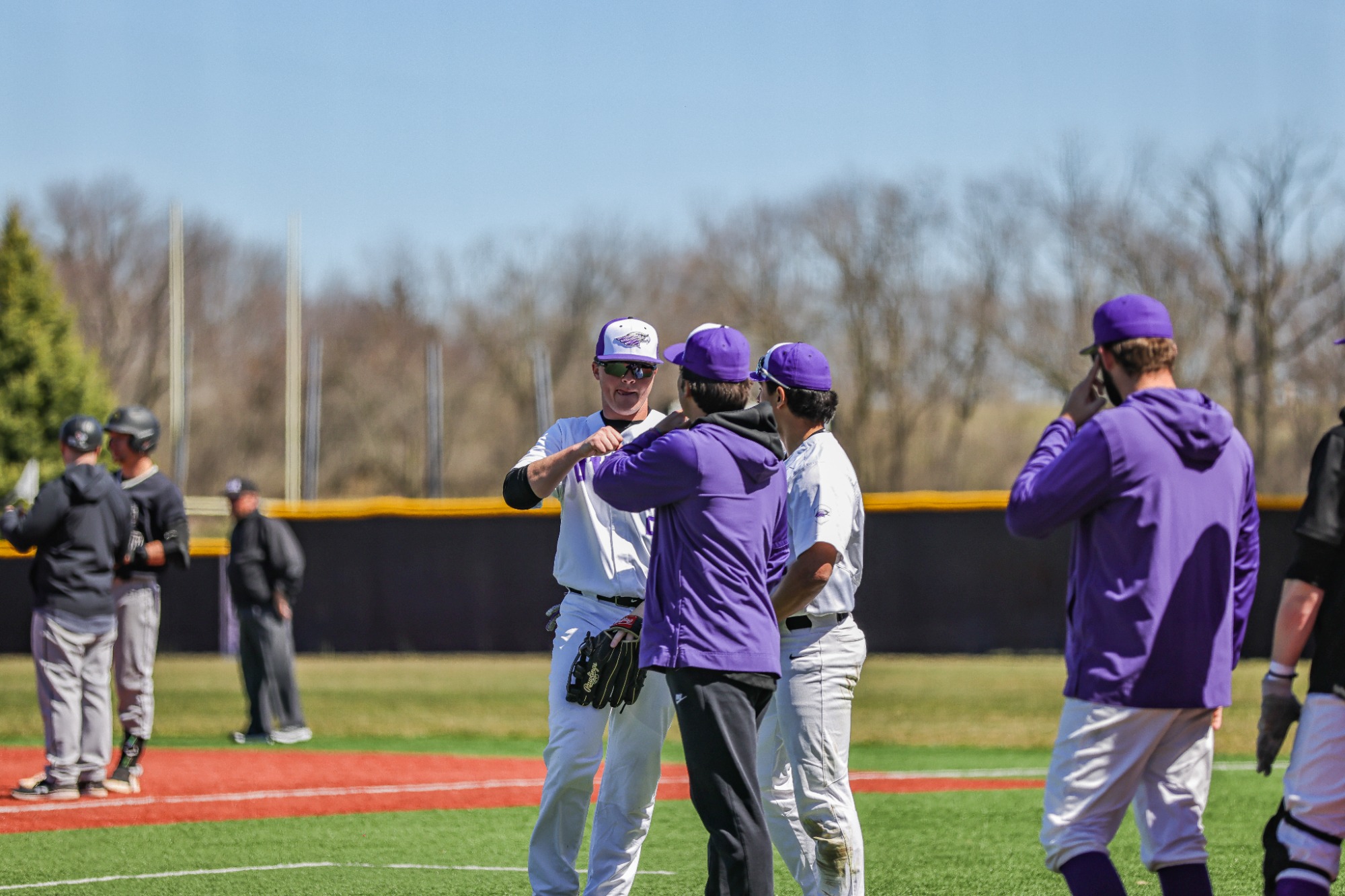 Baseball Drops Two in Regular Season Finale - University of Wisconsin ...