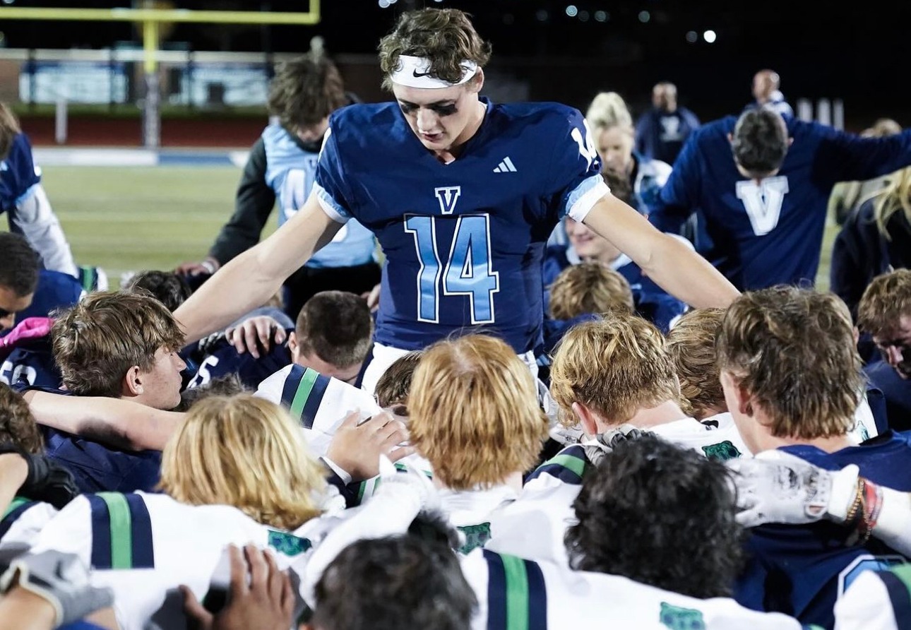 Valor Football powers past ThunderRidge - Valor Christian High School