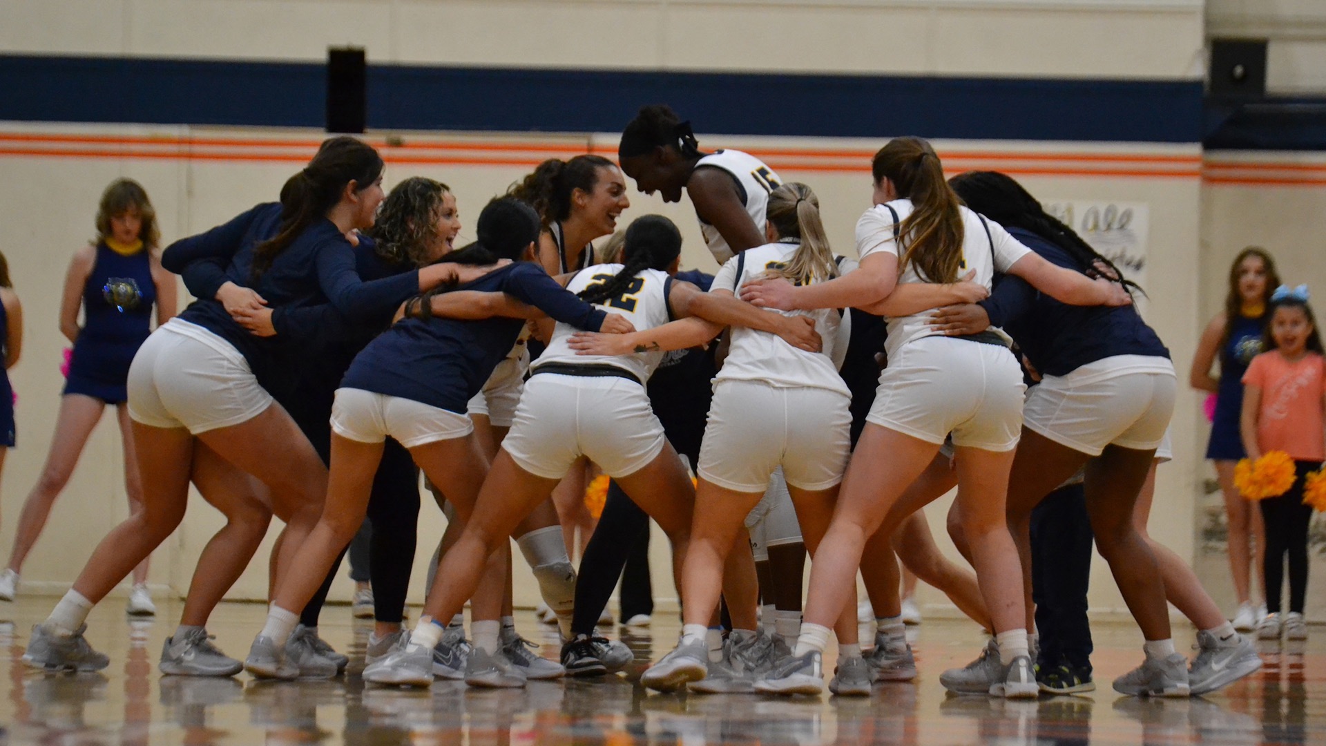 Akullu, Madanski Celebrate Senior Night Against Life Pacific - Vanguard ...