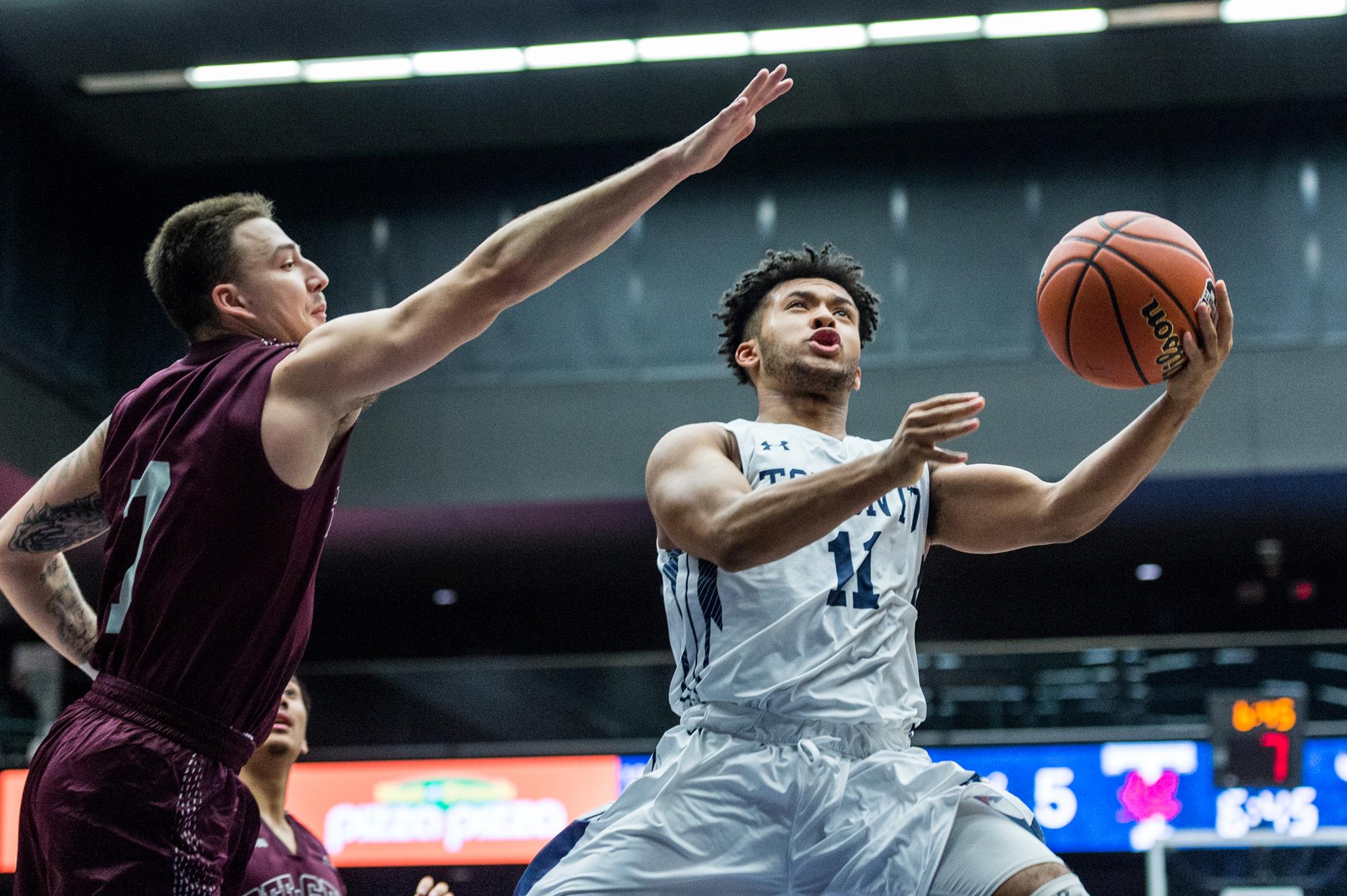 BARRETT SHINES AS BLUES COME UP SHORT - University of Toronto Athletics