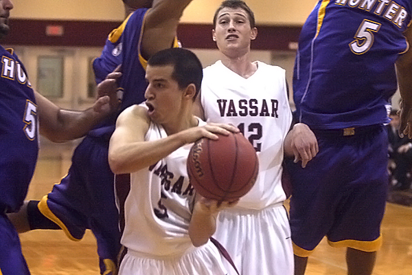 Nick Justiz - 2011-12 - Men's Basketball - Vassar College Athletics