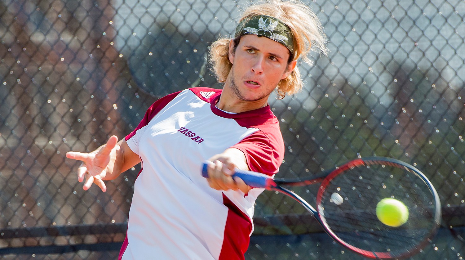 Dom Demeterfi - 2018-19 - Men's Tennis - Vassar College Athletics