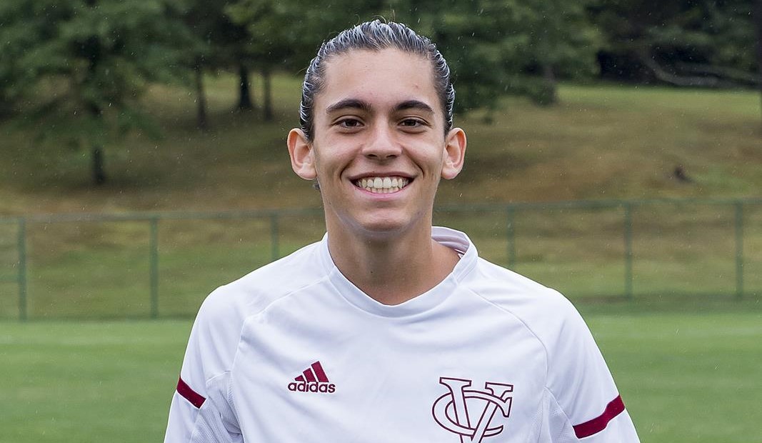 Carlos Espina - 2018 - Men's Soccer - Vassar College Athletics
