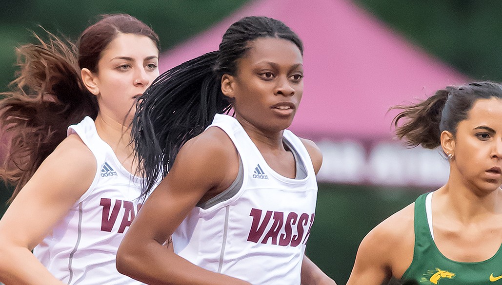 Alex Gittens - 2017 - Women's Track & Field - Vassar College Athletics