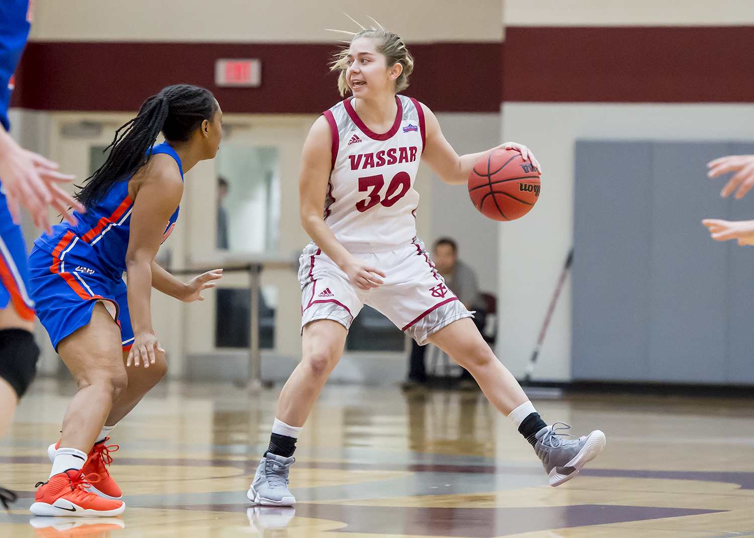 Women's Basketball Bests Bard, 85-39 - Vassar College Athletics