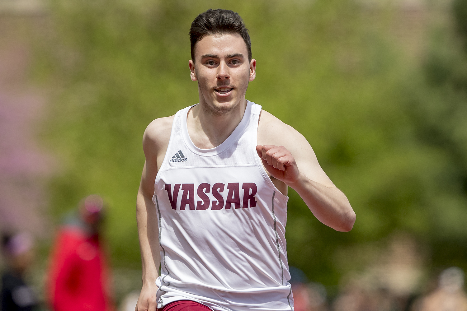 Jonah Goldenbird - 2019 - Men's Track & Field - Vassar College Athletics