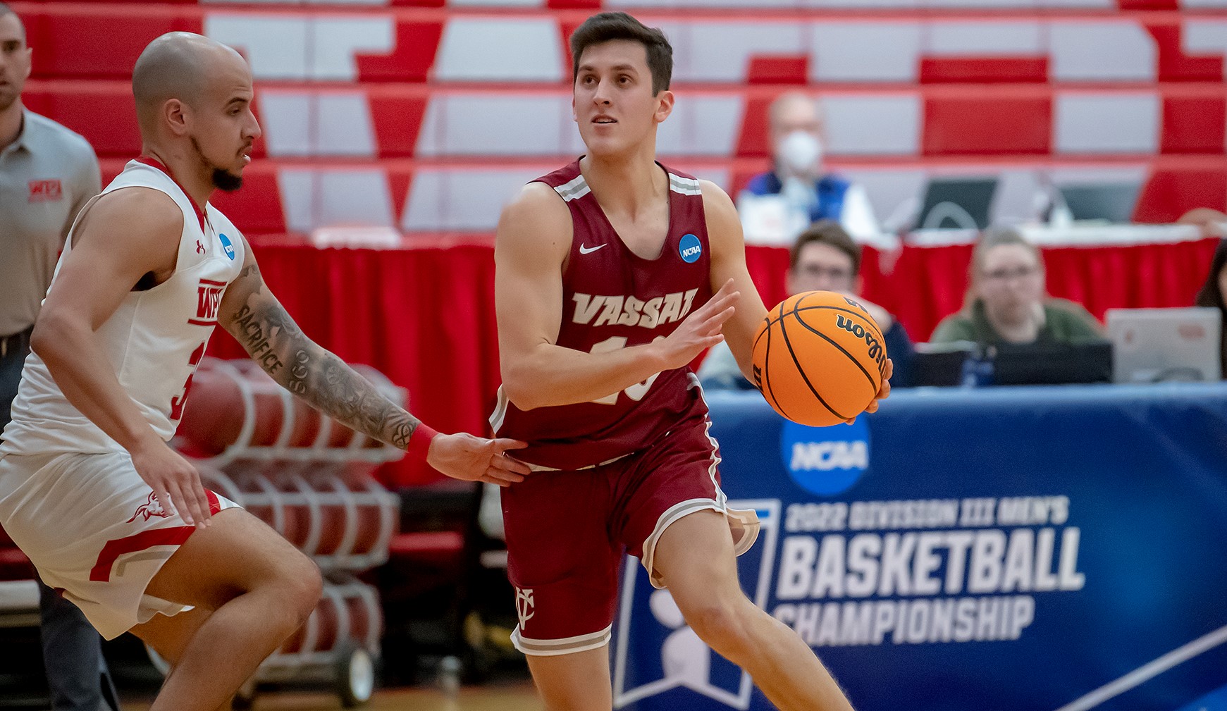 Avni Mustafaj - 2022-23 - Men's Basketball - Vassar College Athletics