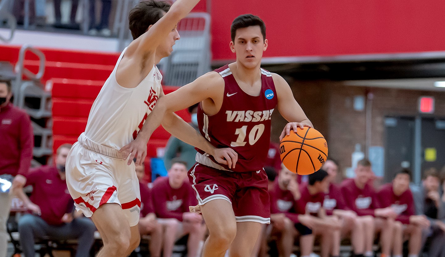 Avni Mustafaj - 2022-23 - Men's Basketball - Vassar College Athletics