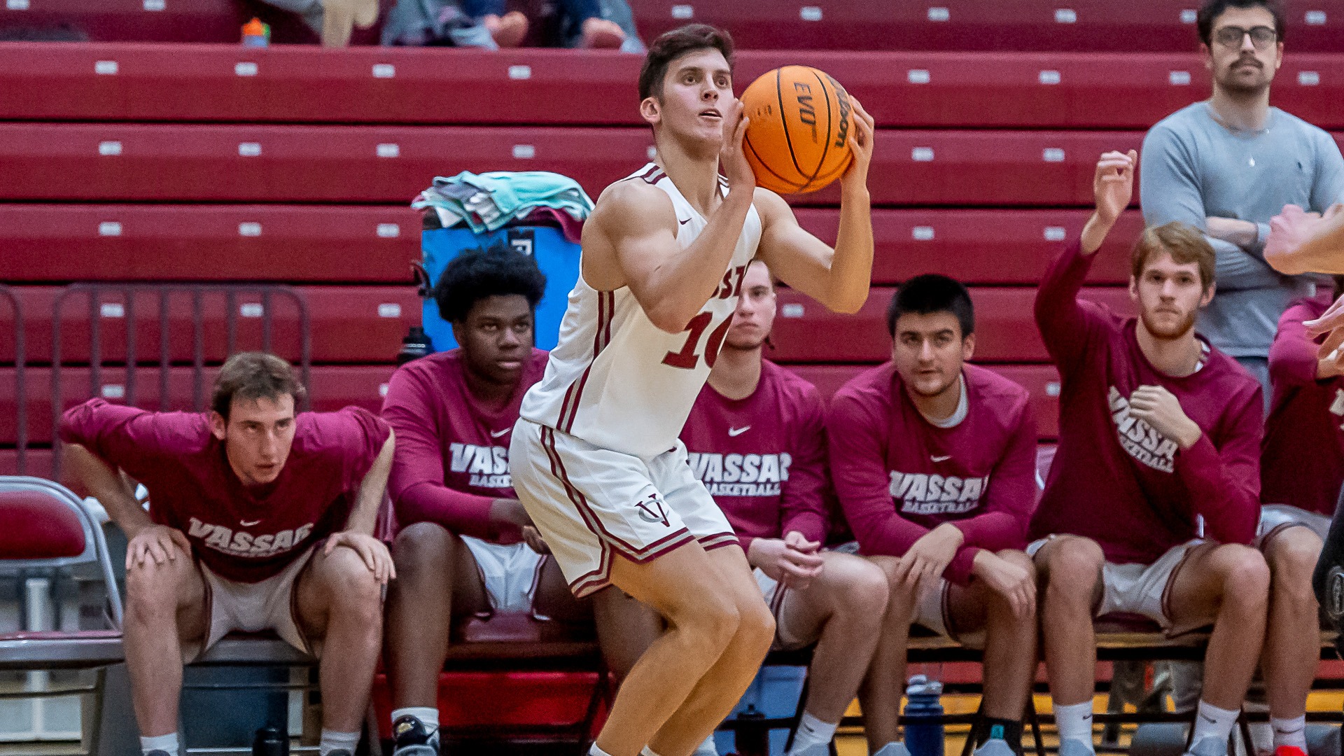 Avni Mustafaj - 2022-23 - Men's Basketball - Vassar College Athletics