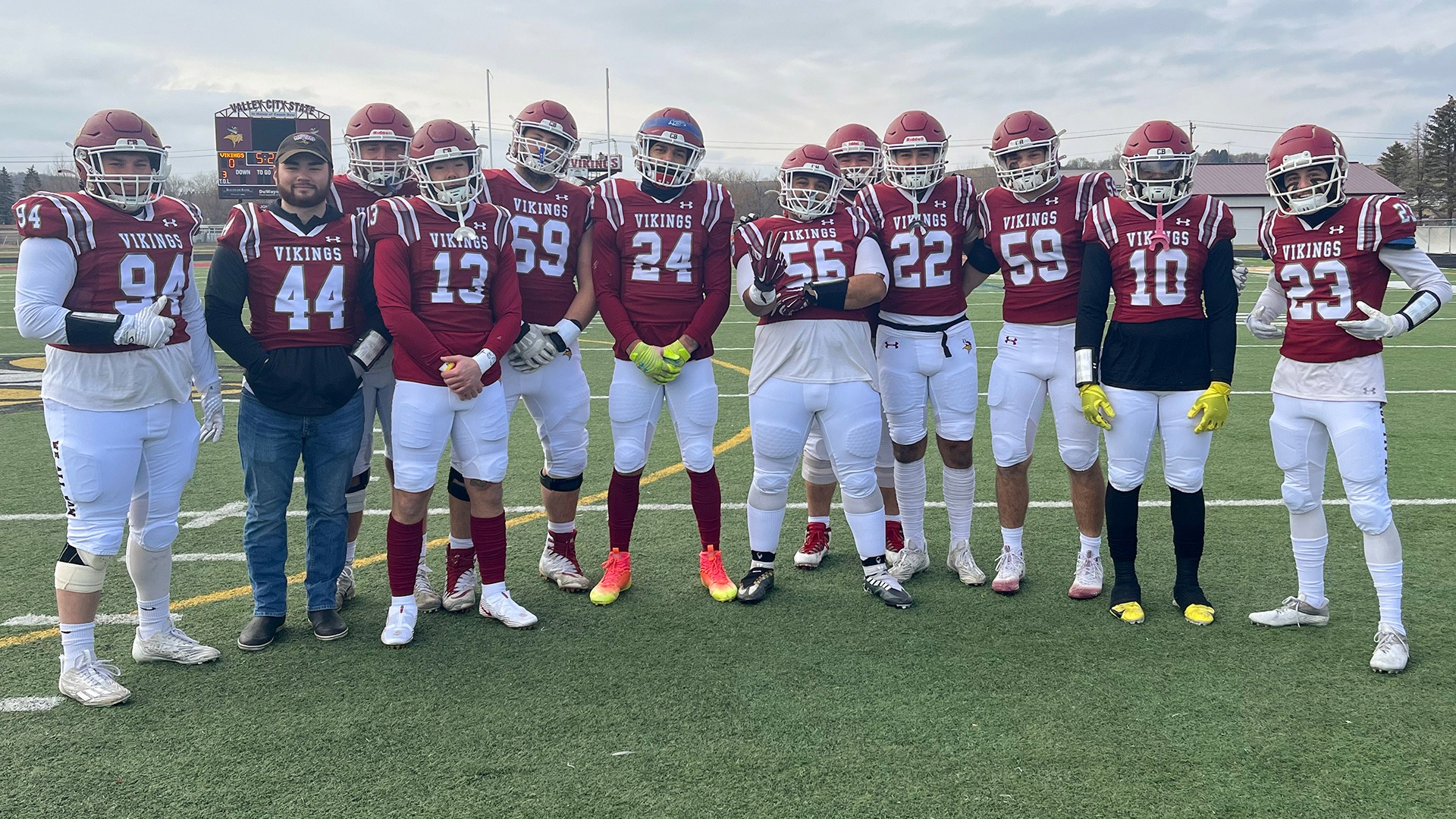 Viking Football wins on Senior Day - Valley City State University