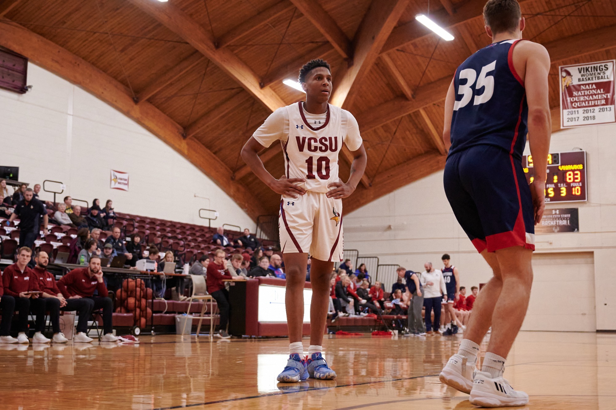 Daevonte Munson - 2022-23 - Men's Basketball - Valley City State University