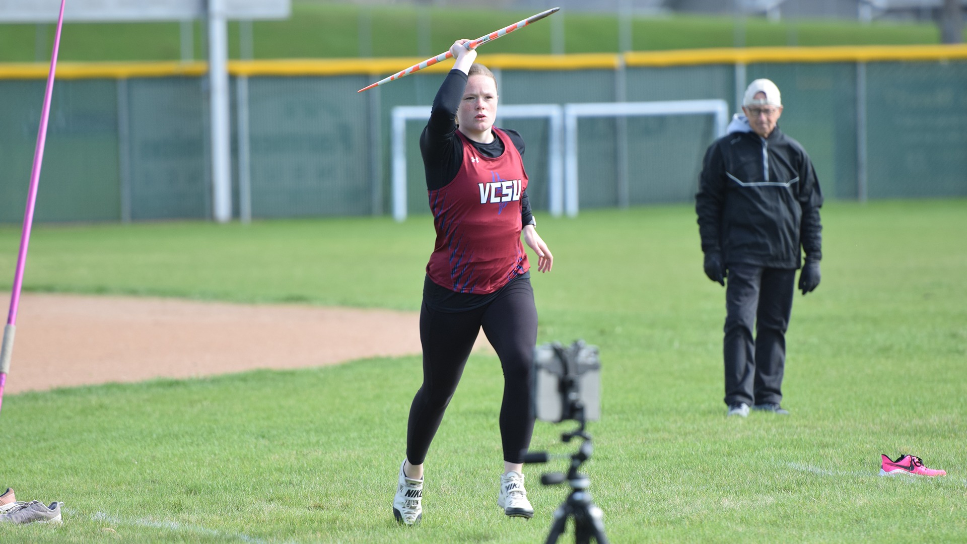 Odegard qualifies for nationals at season opener - Valley City State ...