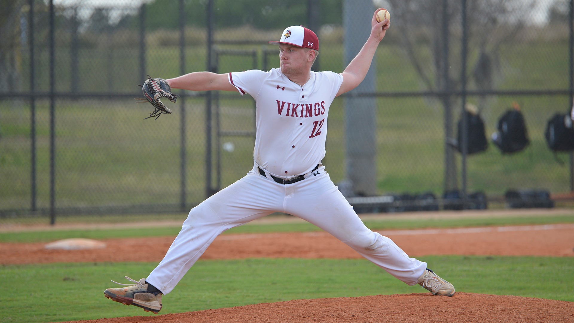 Vikings sweep doubleheader with Viterbo - Valley City State University