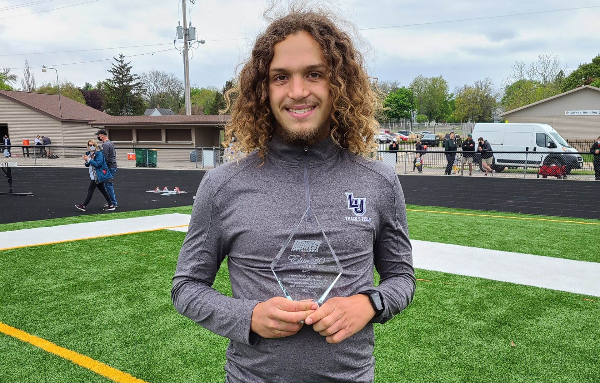 Bojdak-Yates claims MWC Elite 20 award - Lawrence University