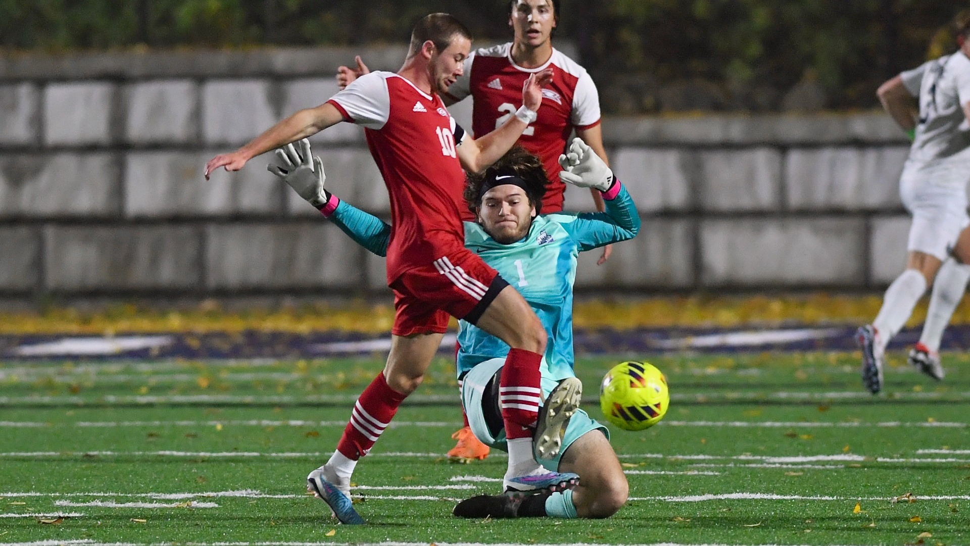 Late goal lifts Vikings to tie with Ripon - Lawrence University