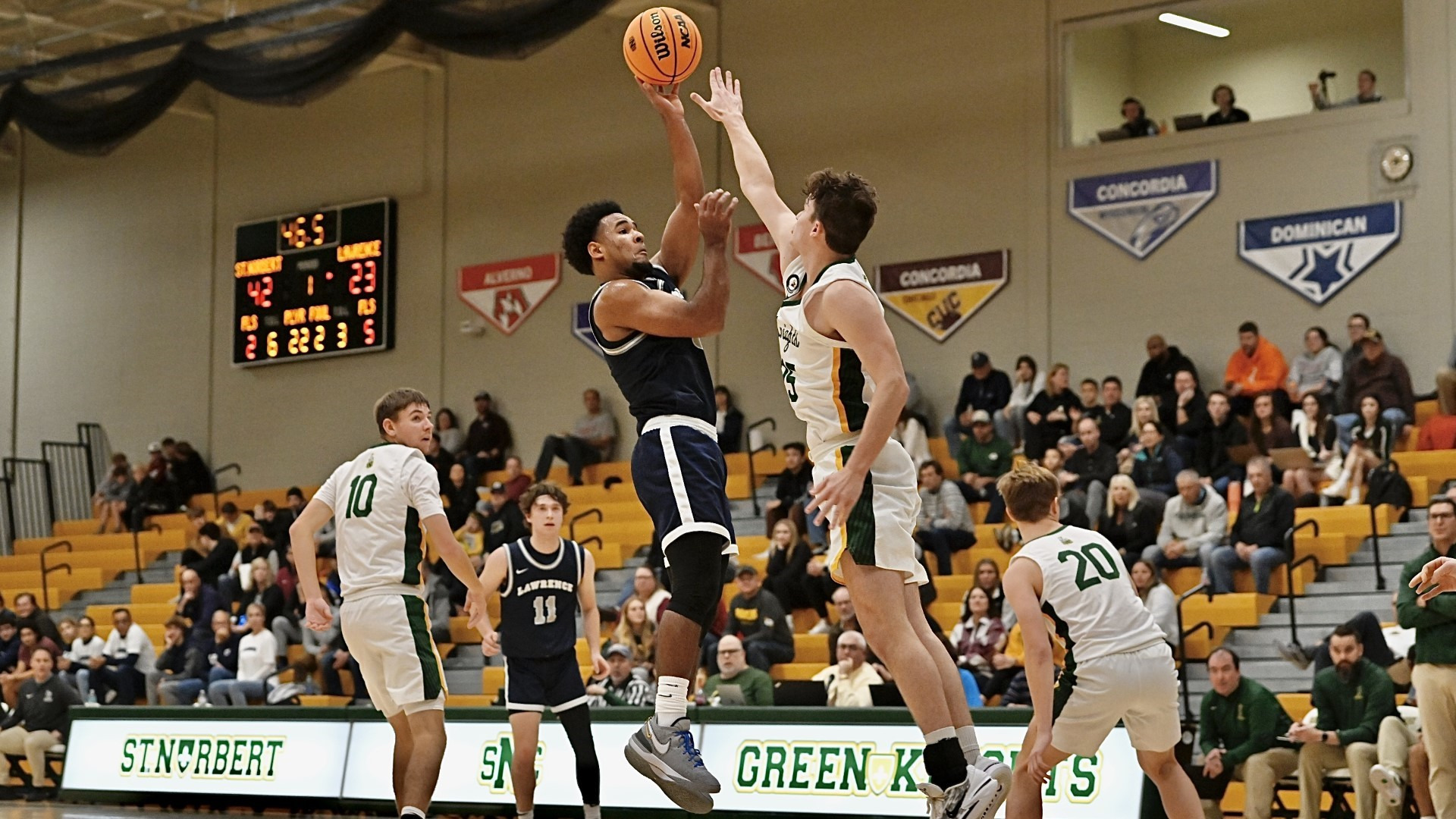 Lawrence drops road tilt to Green Knights - Lawrence University