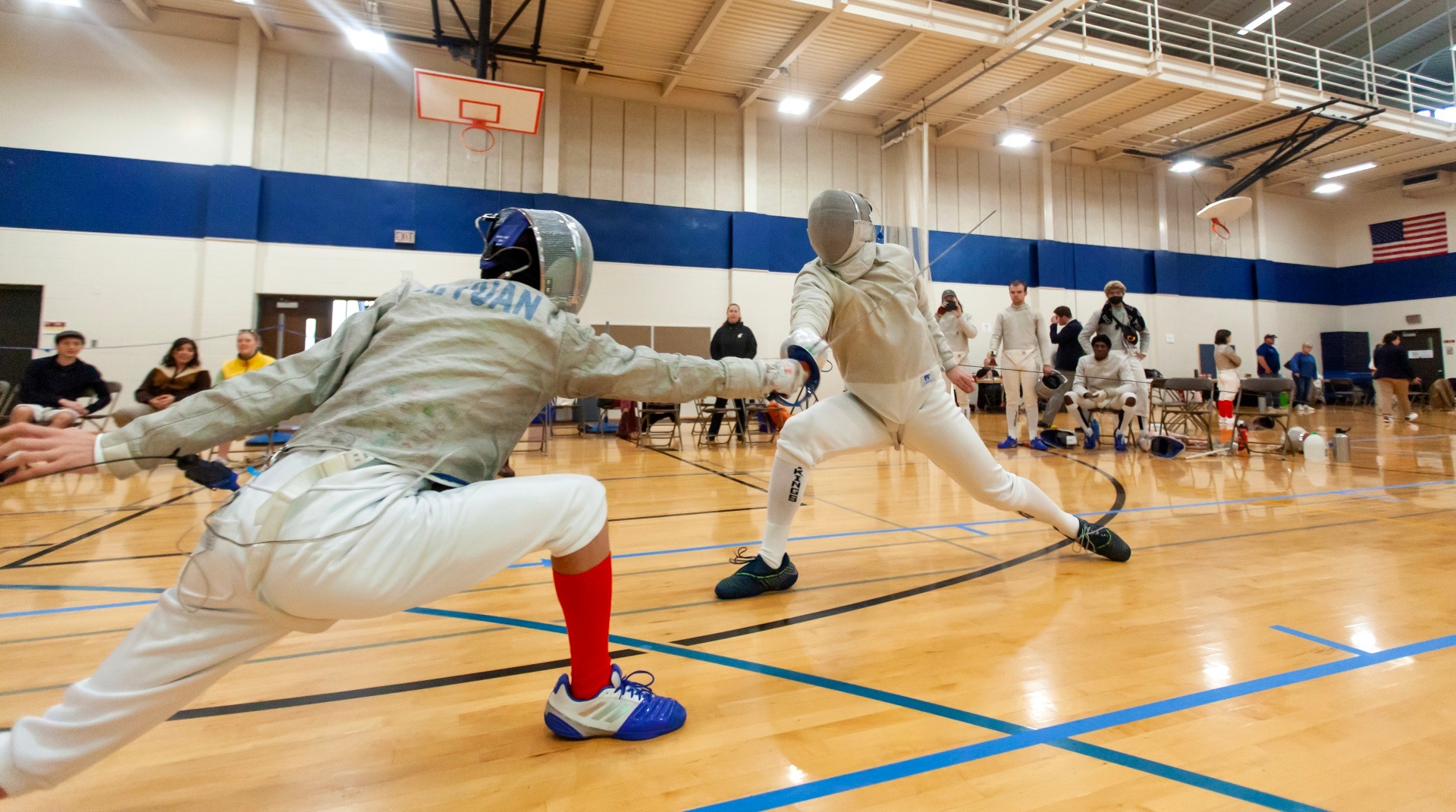 Both fencing teams pick up wins on final day of Northwestern Duals ...
