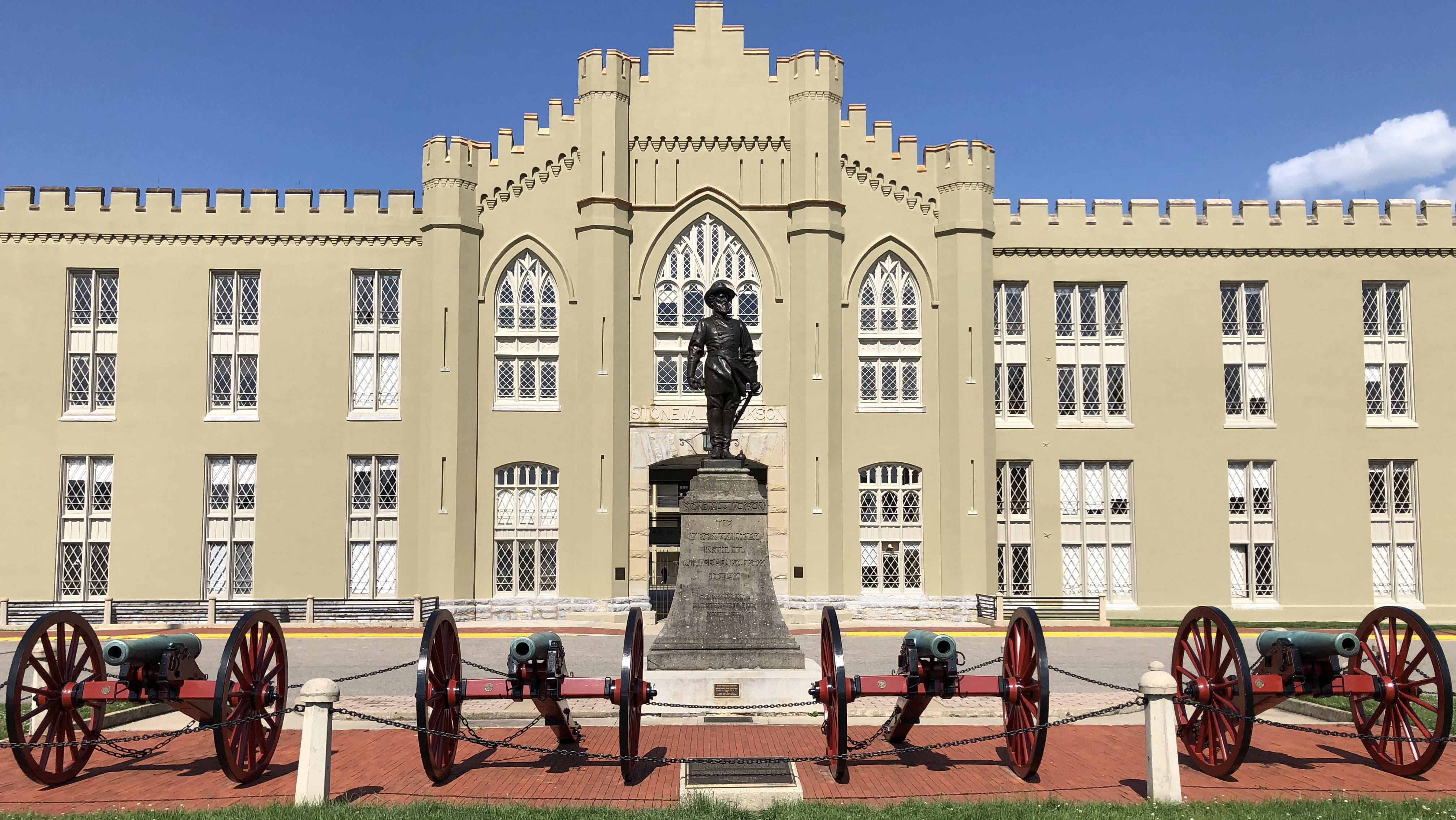 VMI Awards End of Year Honors - Virginia Military Institute