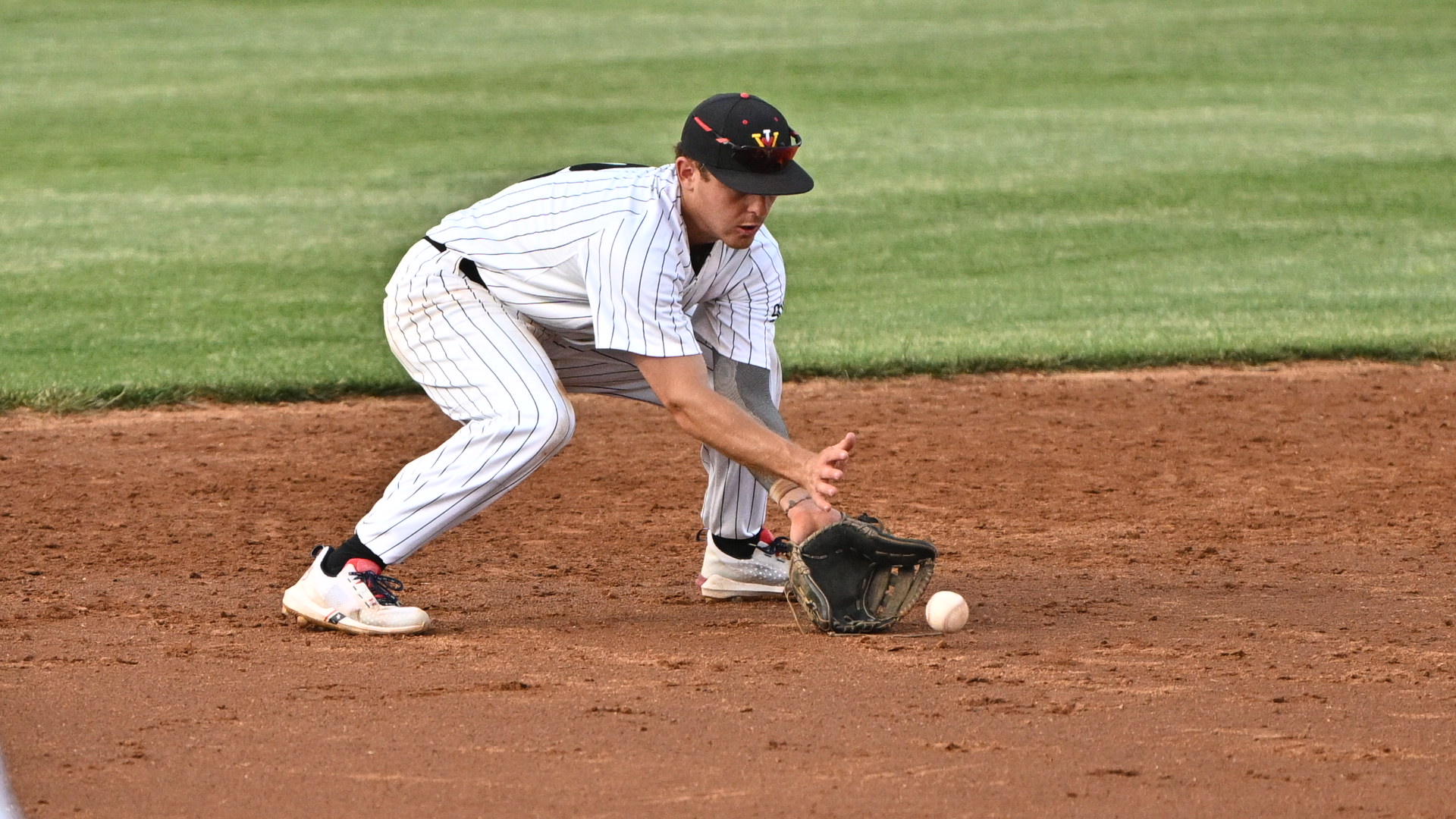 Wofford Hangs on for 4-3 win over VMI baseball - Virginia Military ...
