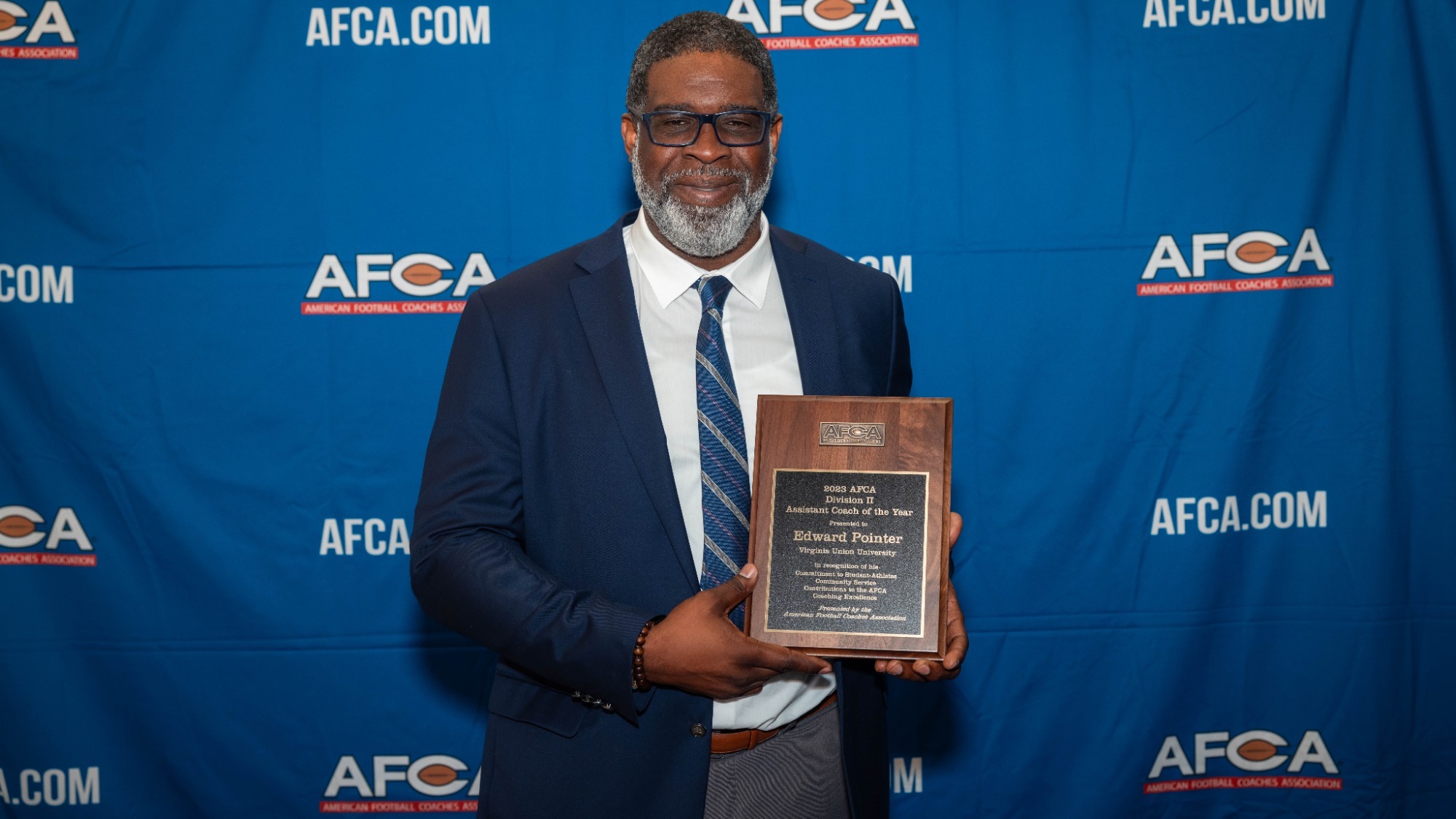 Edward Pointer Named National Assistant Football Coach of the Year ...