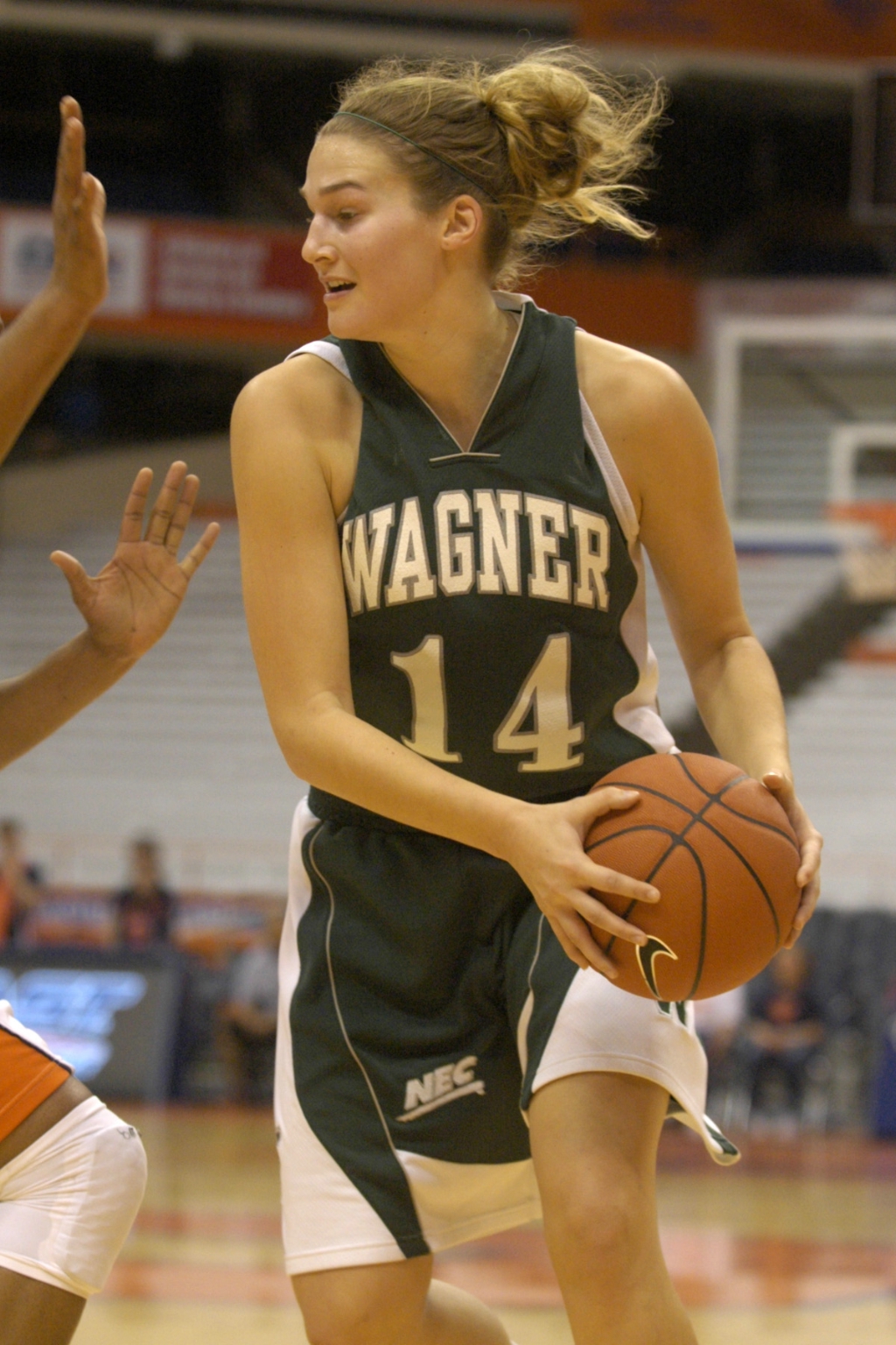 Marie-Laurence Archambault - 2012 - Women's Basketball - Wagner College ...