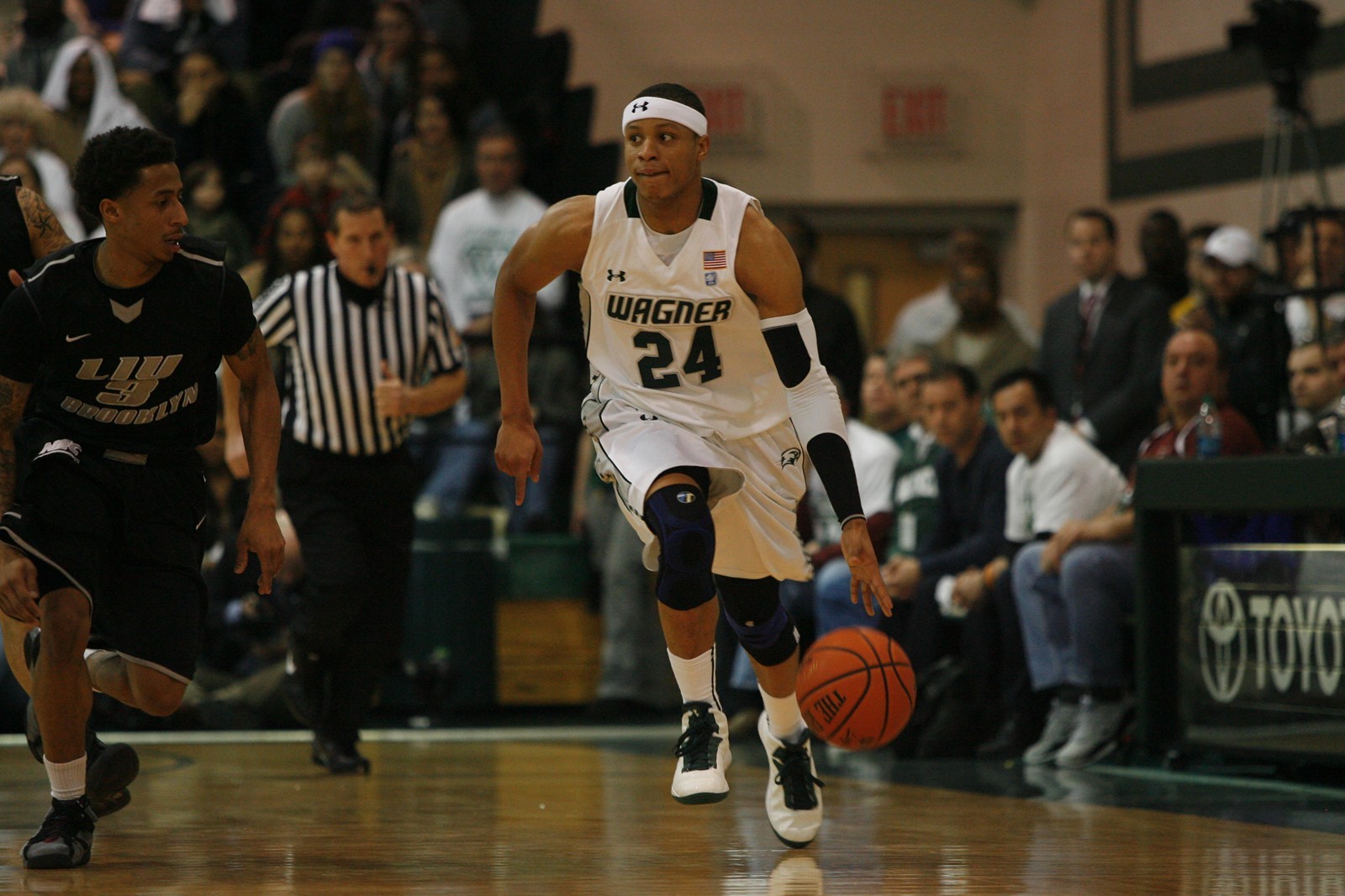 Latif Rivers - 2013-14 - Men's Basketball - Wagner College Athletics