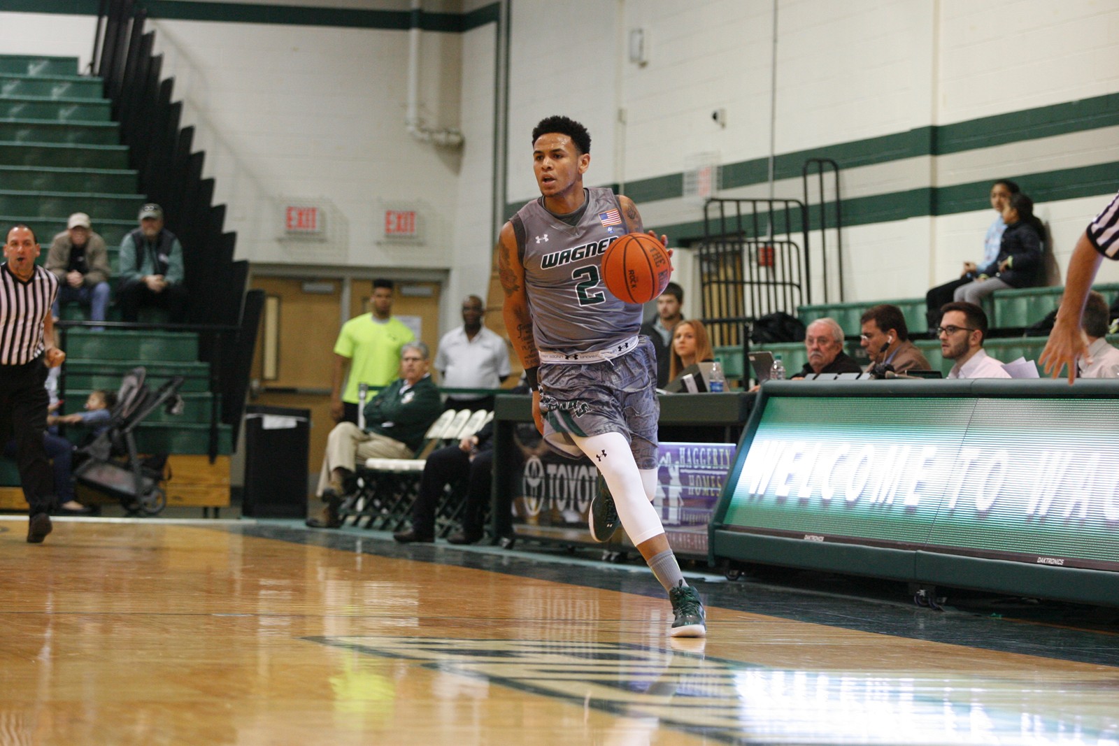 Dwaun Anderson - 2015-16 - Men's Basketball - Wagner College Athletics