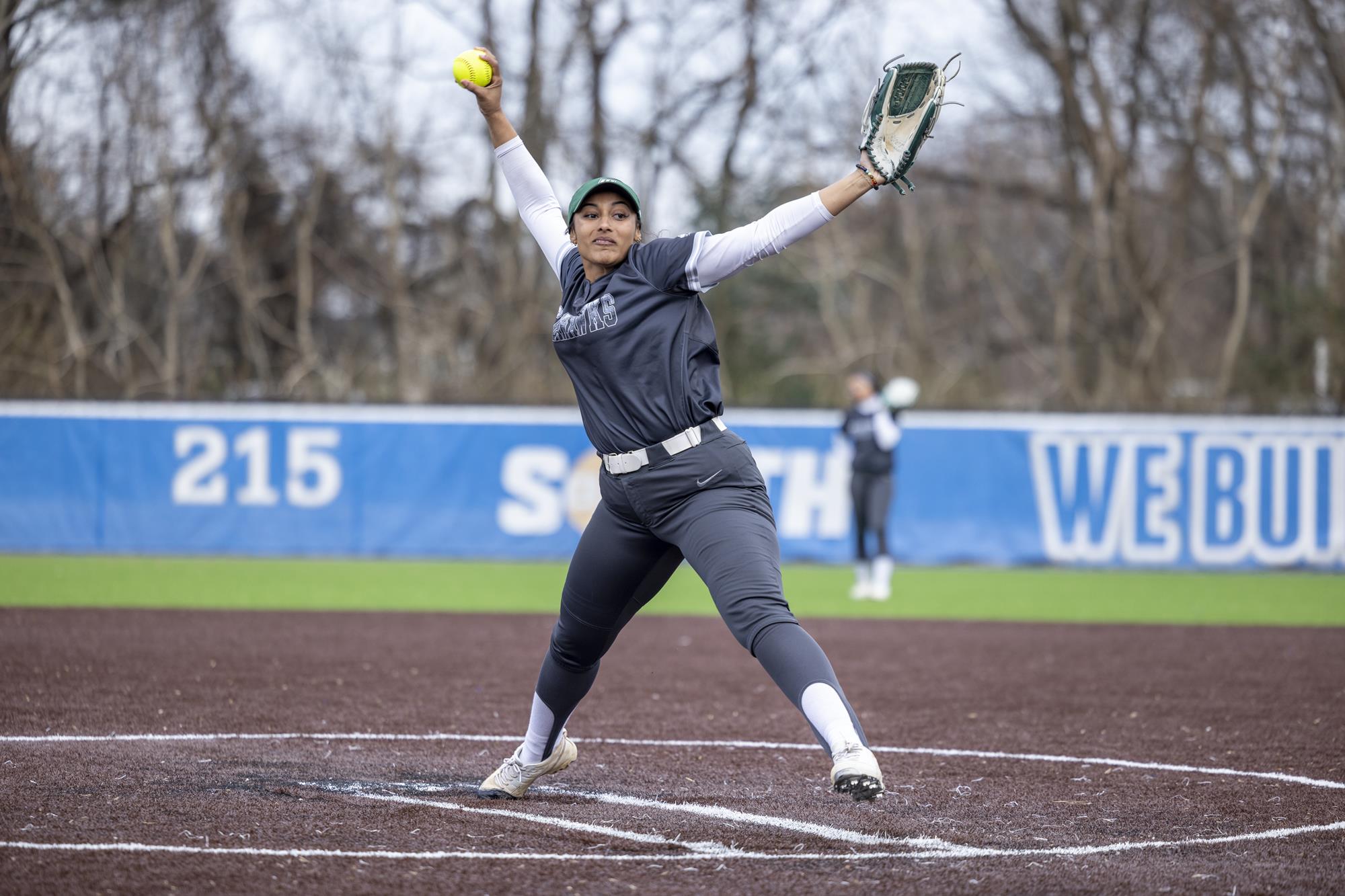 Softball Earns 6-2 Victory Over Hampton As Part Of Sunday Split ...