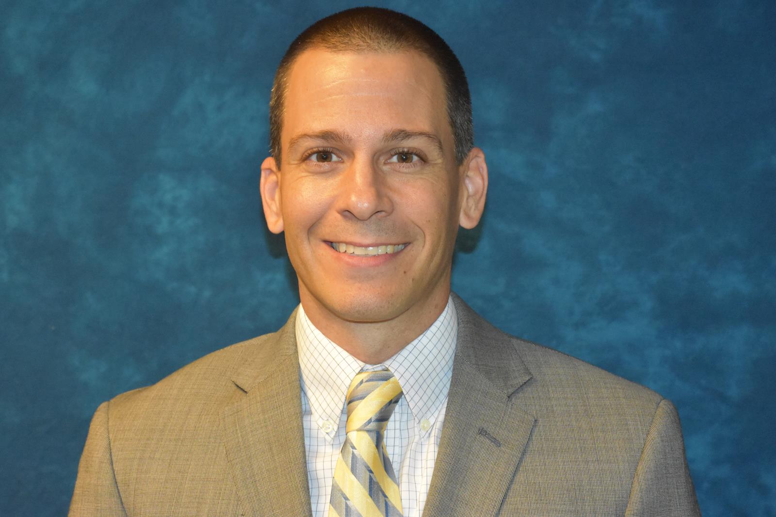 Sean Hanrahan - Men's Basketball Coach - Warner University Athletics